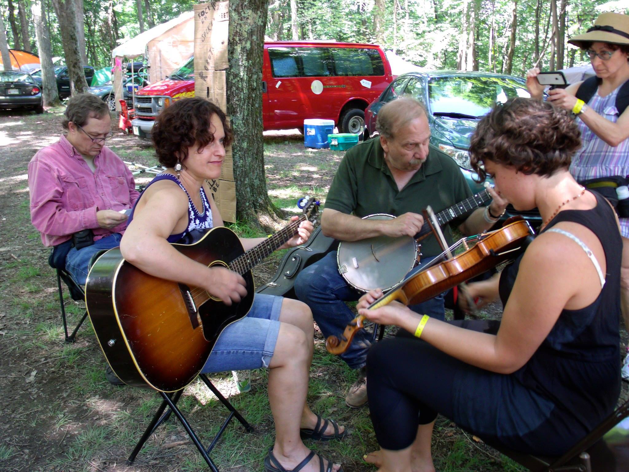 About – Erica Weiss